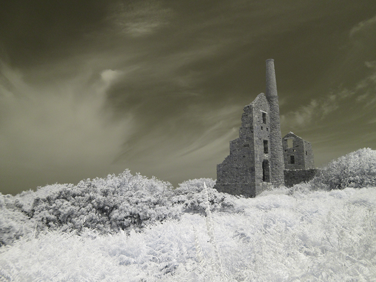 Infrared Landscape Photography - Light & Landscape